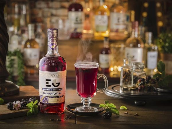 Rượu Gin là gì? Khám phá các dòng Gin nổi tiếng thế giới