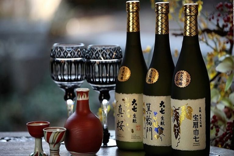 Bảng giá rượu sake Nhật chính hãng, cập nhật mới nhất