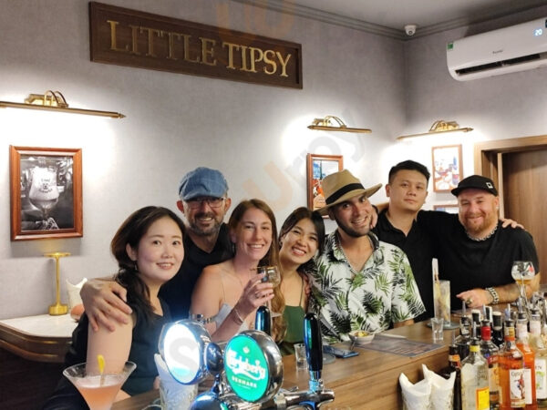 Top 8 địa chỉ quán Pub ở Hà Nội "cực xịn", chill xả stress