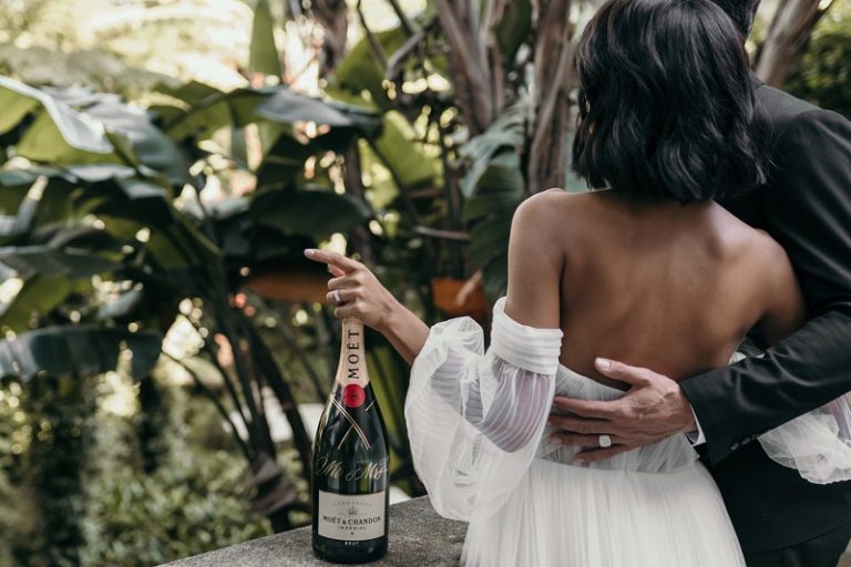 Top 25+ món Quà Cưới Độc Đáo, Ý Nghĩa Nhất cho Dâu Rể