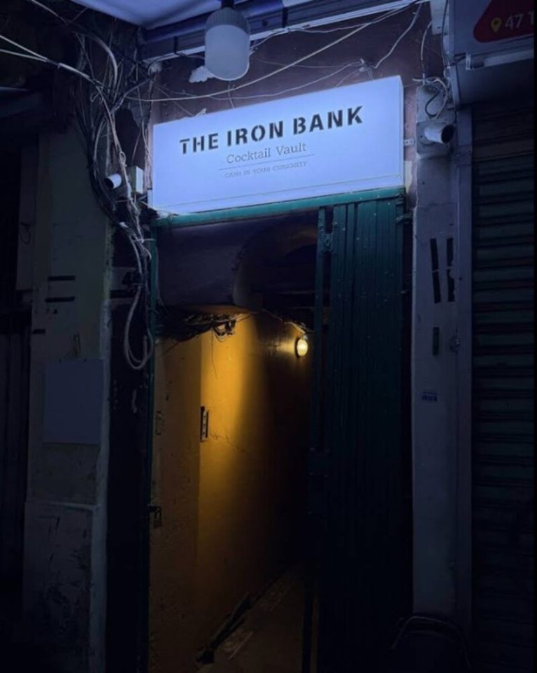 Top 15+ Hidden Bar Sài Gòn nổi tiếng tại quận 1, q3, q7, q10